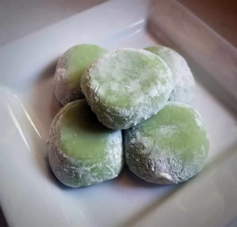 Matcha themed treats: the season is here with goodies and good cheer ...