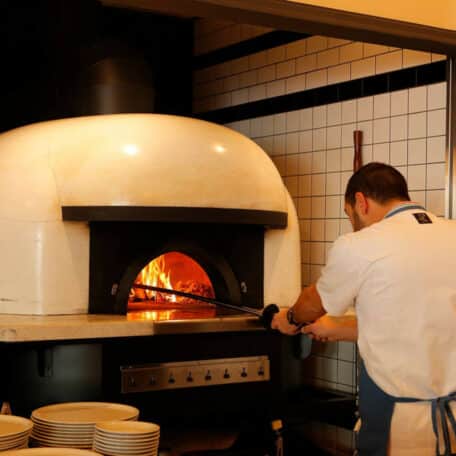 Pizza in Japan: From Traditional Classics to Modern Innovations ...