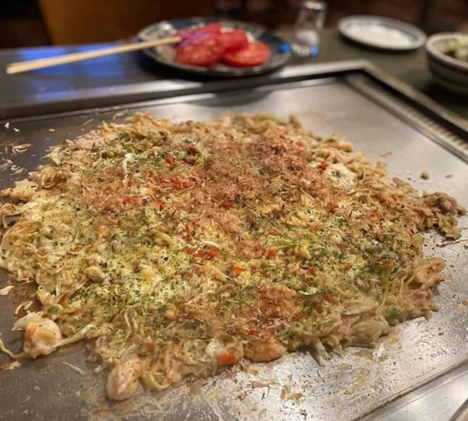 Okonomiyaki: Delicious Japanese food from the past to the present day ...