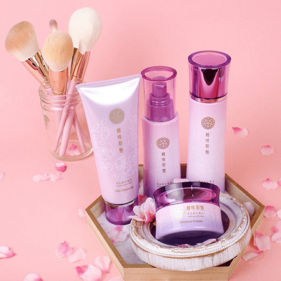 The Power Of Cherry Blossoms in Japanese Skincare Routines