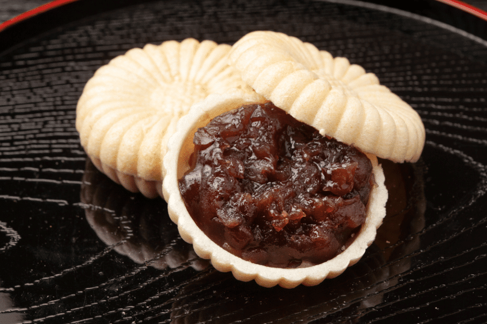 Discover the Sweet World of Monaka: A Japanese Delight | Arigato Travel