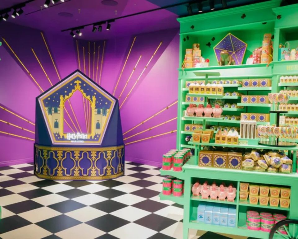 The Magic Arrives in Tokyo: Inside Japan’s Flagship Harry Potter Shop ...